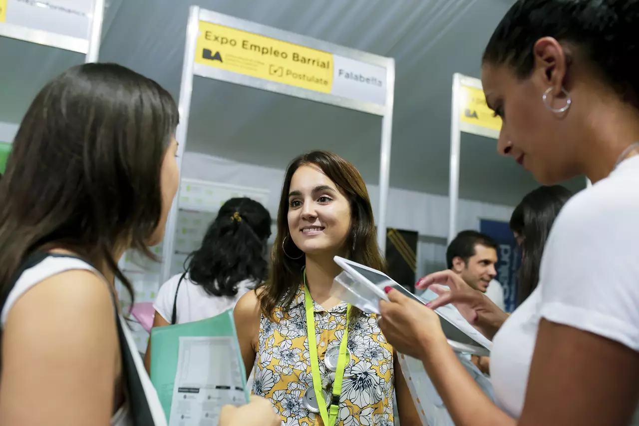 Cómo Enviar Tu Currículum Vitae Al Gobierno De La Ciudad Para RRHH